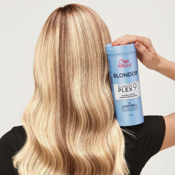 Poudre décolorante blond BlondorPlex 9 Wella 400G